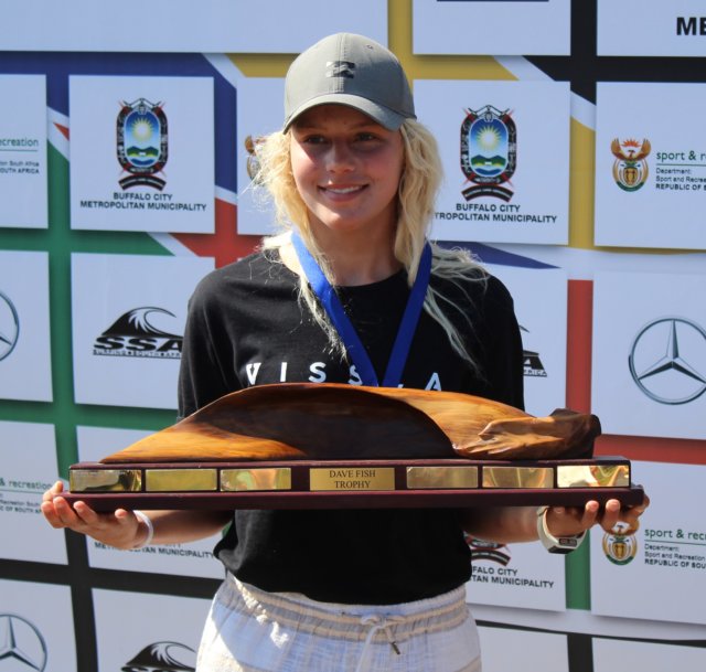 15_GO_MBSA-Surfing-Zoe-Steyn-2 - GO! & Express