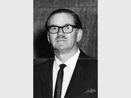 Izak van Heerden — an unsung genius - GO! & Express