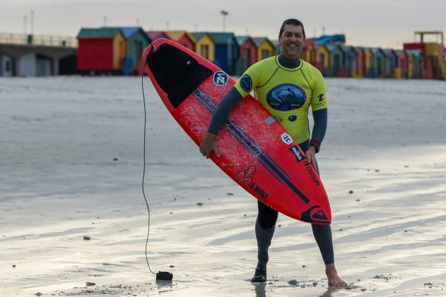 Local para-surfer wins cash prize and spot on SA team - GO! & Express