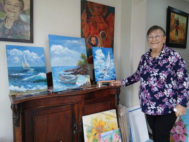 At 84, Bezuidenhout still painting life in full colour - GO! & Express
